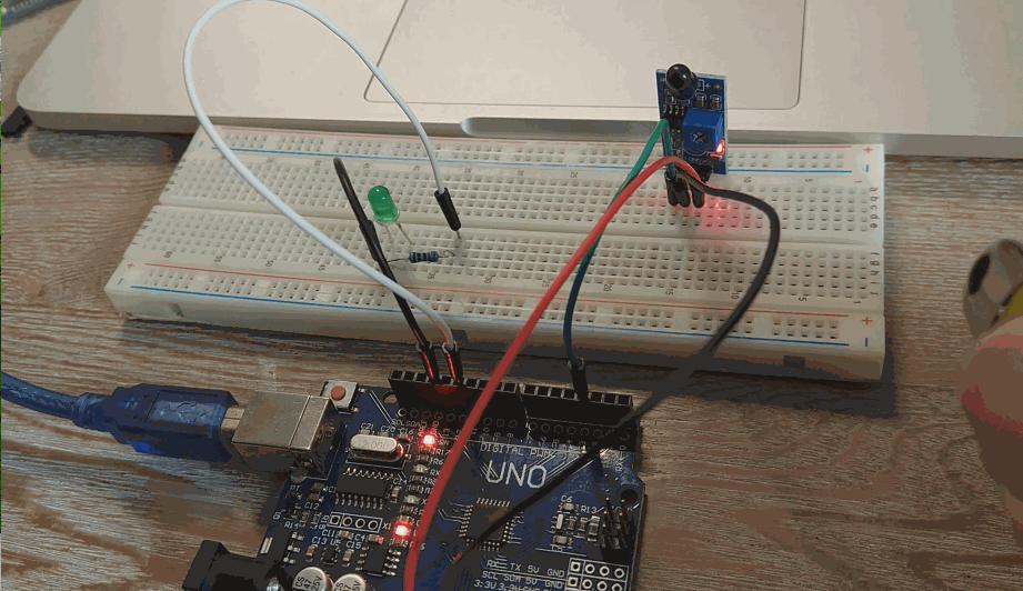 Arduino火焰传感器（红外线接收器）的使用_arduino火焰传感器怎么用-CSDN博客