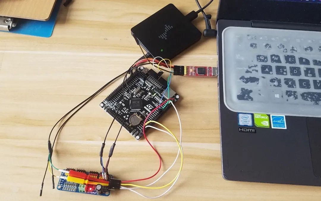 结合 RT-Thread 了解 PCA9685 扩展 I/O 的应用（带 PWM 功能，I2C 通信）-CSDN博客